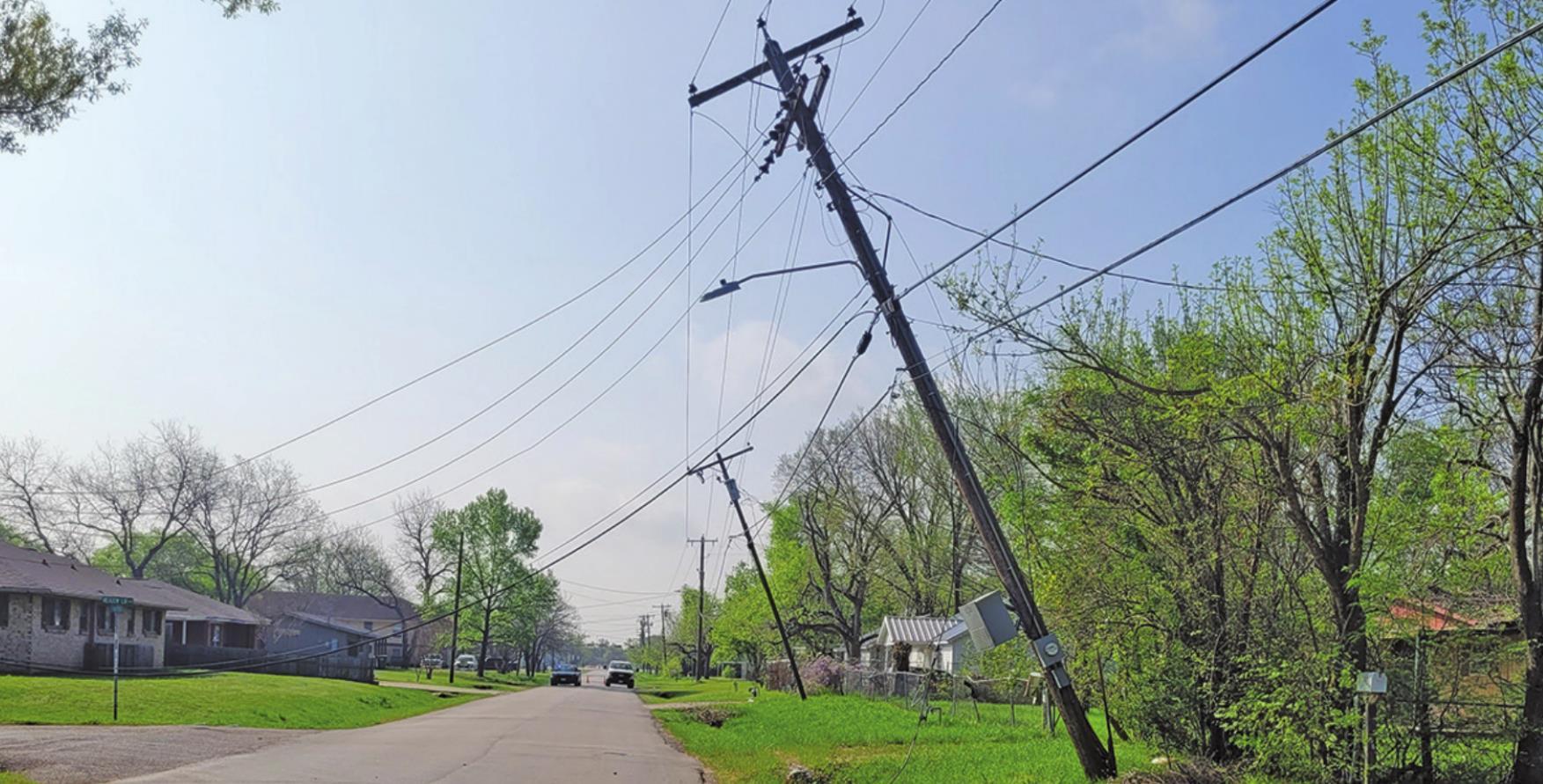 Oversized load takes out multiple utility lines | Groesbeck Journal